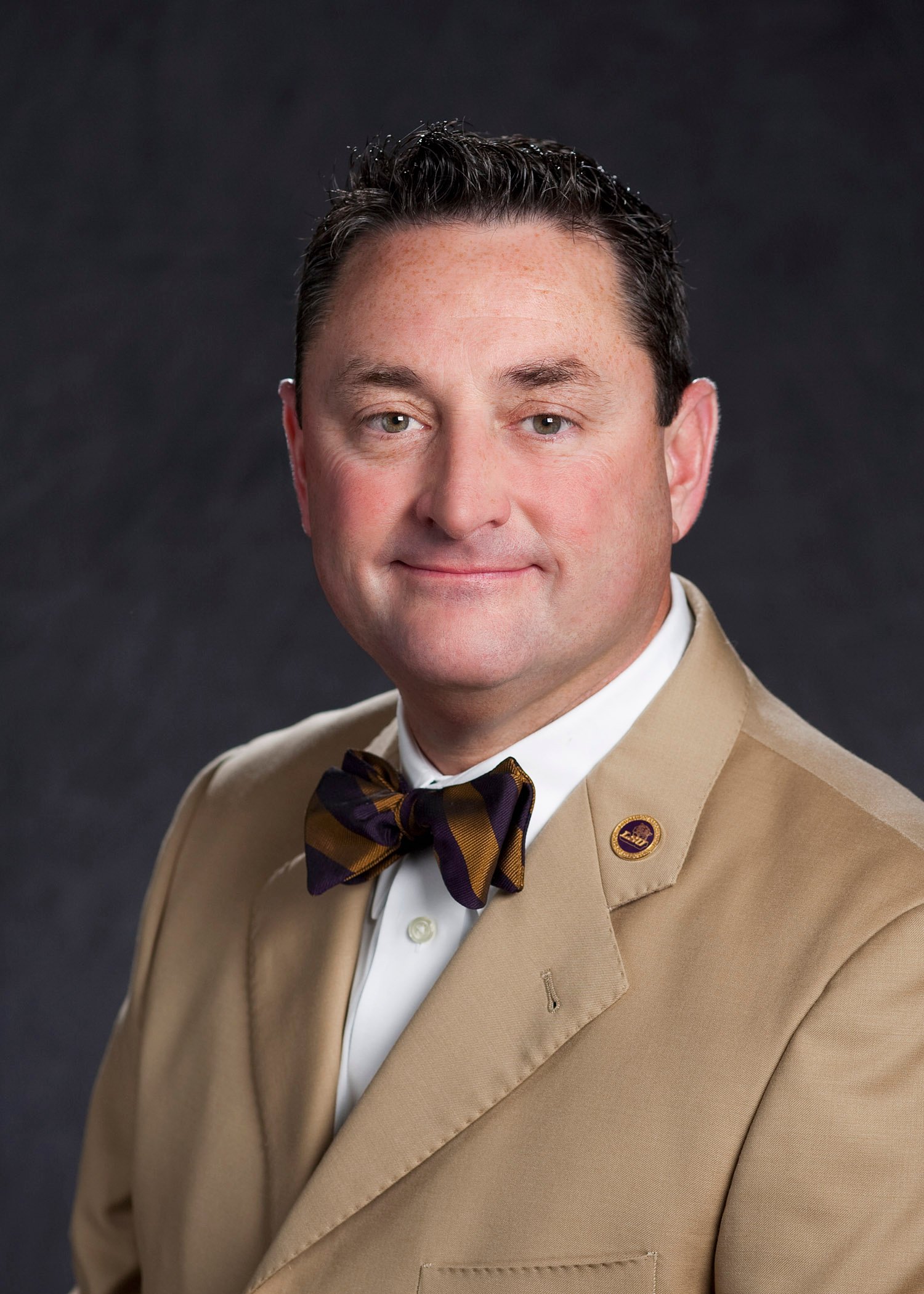 Mornings with Brian Haldane: Dr. Louis Minsky 1-4-22 - Talk 107.3FM